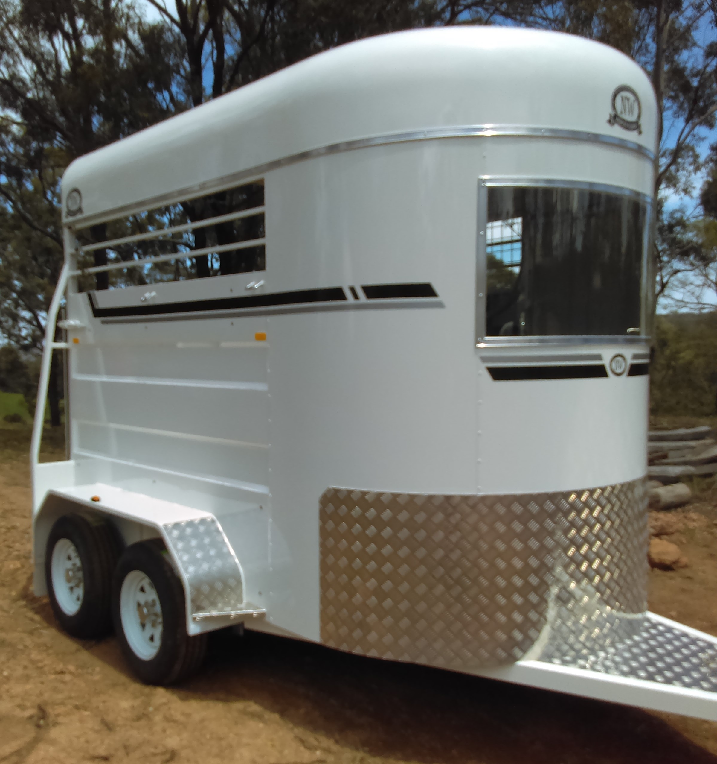 Straight Load Series – NW Horse Floats